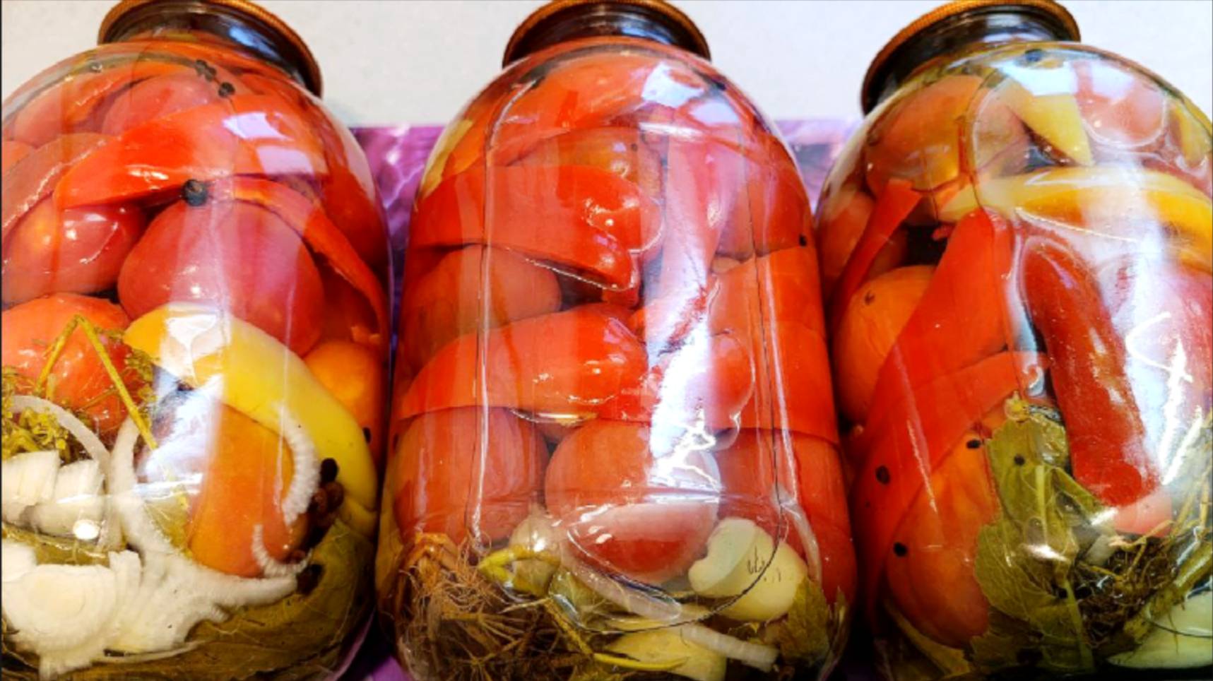 Маринованные ПОМИДОРЫ с ПЕРЦЕМ и ЛУКОМ на зиму! Вкусная заготовка, пошаговый рецепт!
