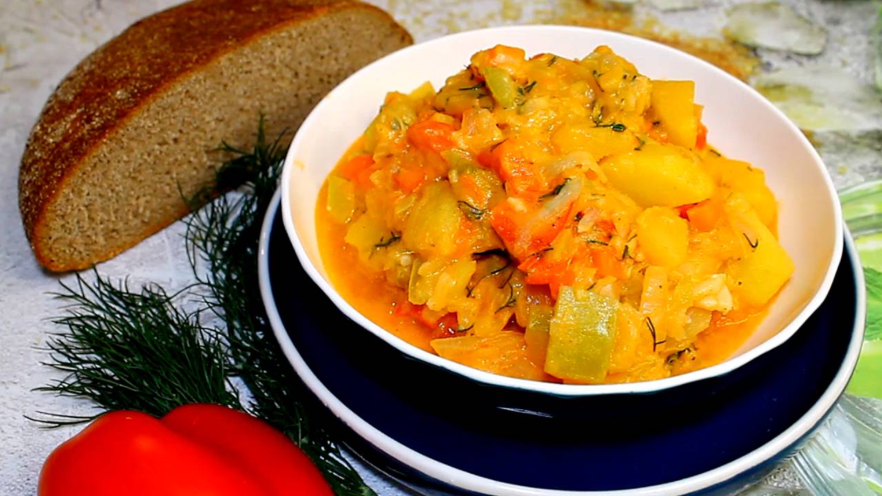 📌 Овощное рагу с картошкой, кабачками и капустой