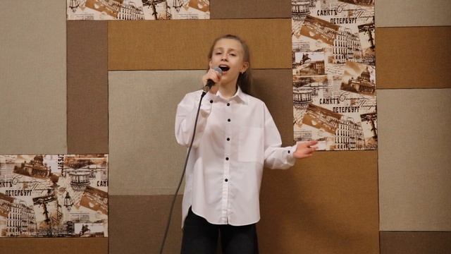 Зубкова Валерия. Средняя группа (солисты)