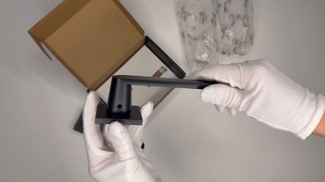 Ручка на раздельном тонком основании VETTORE R21.110 MBP(Черный Матовый)