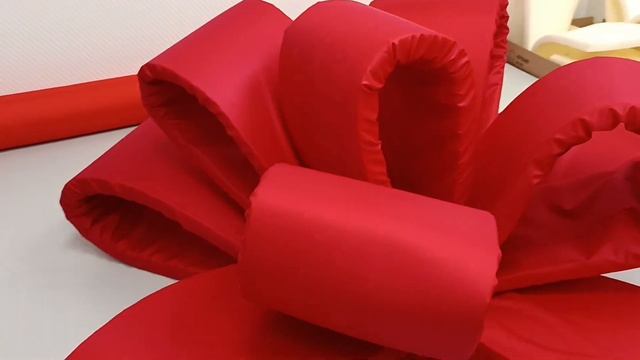 Подарочная упаковка авто: красный бант 1 м на магнитном креплении