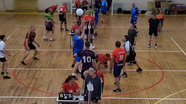 Космос (Кемеровский район) -  Солянка (Берёзовский+Кемерово)                  2   -   0