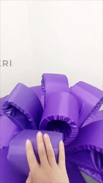 Фиолетовый бант 80 см. Когда подарок — это машина. И вау!