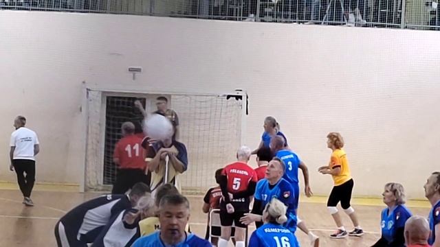 Медведи (Белово) -           Магия (Кемерово)                     0   -   2