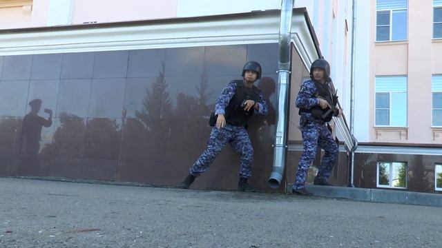"Жизнь столицы".  Учения СОШ  12 антитеррор.