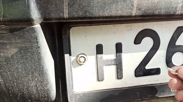 Замена лампочек подсветки номера Ситроен С4/ Пежо 308