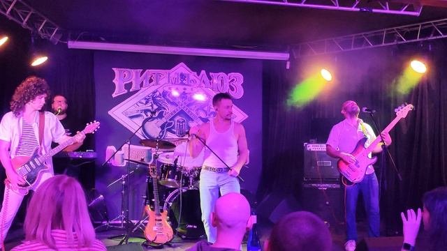 VID_20250809_194147 Show  must