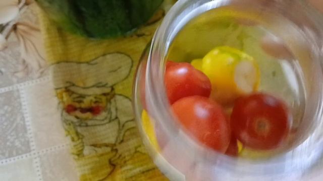 2083.  Свидание на кухне.  Ассорти.