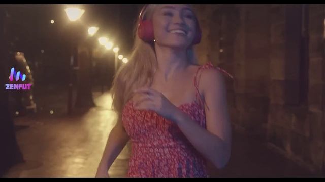 Anagramma_-_Phoenix_feat_Helen_Engels