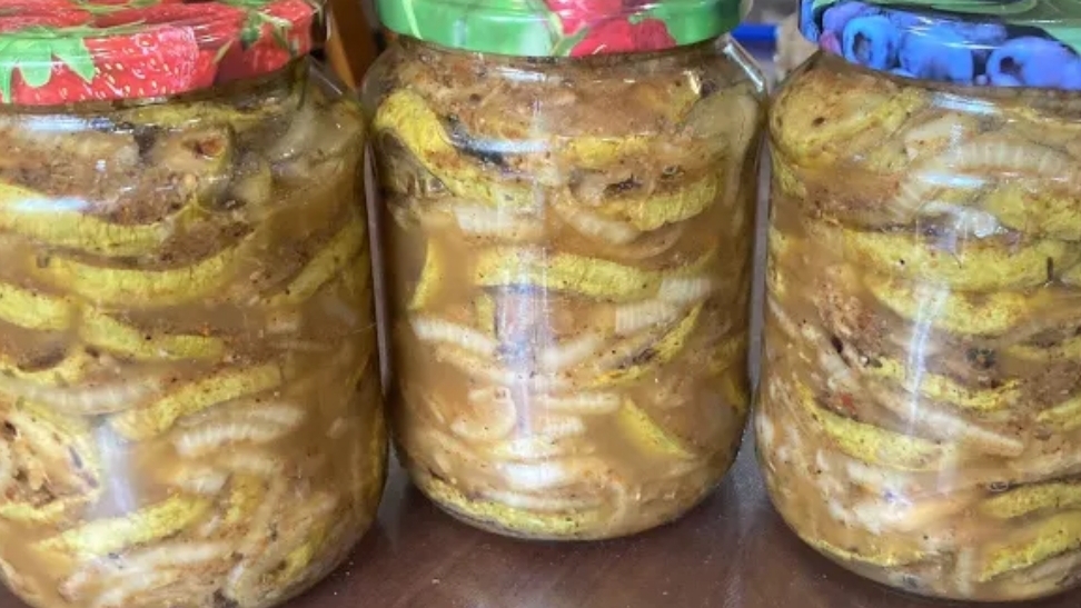 Закуска из кабачков из шашличным вкусом на зиму всегда маловато для закуски!!!