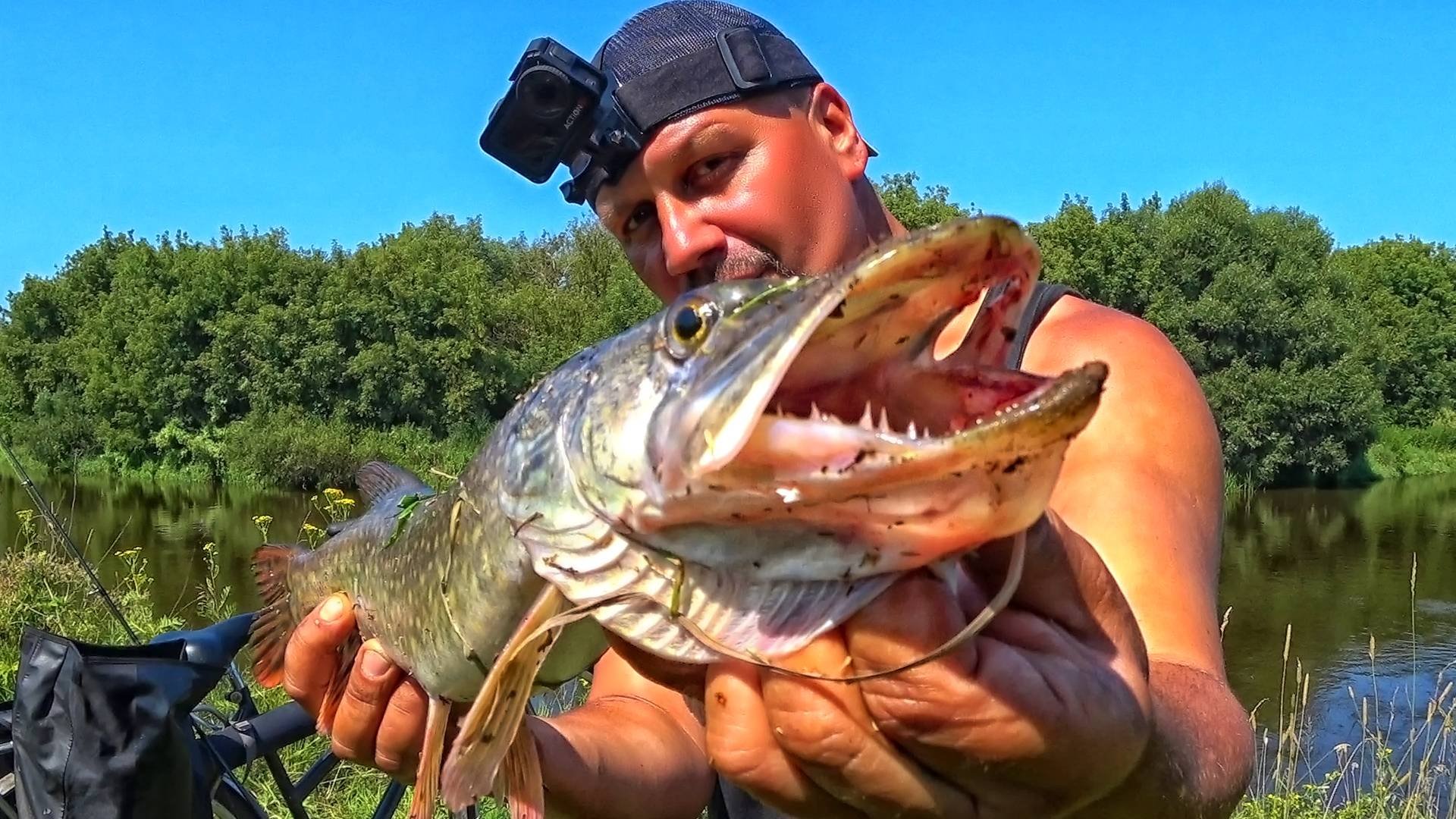 ЩУКА ГРЫЗЕТ ПРИМАНКИ. ОТКУСАННЫЕ ХВОСТЫ. BIG FISH ЩУКИ НА ДЖИГ. РЫБАЛКА В ЖАРУ. КЛЯЗЬМА.