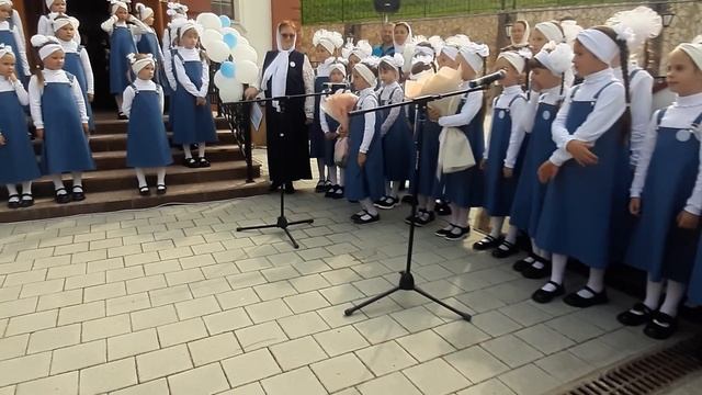 ТОРЖЕСТВЕННАЯ ЛИНЕЙКА ДЛЯ ВОСПИТАННИЦ ИВЕРСКОЙ ЖЕНСКОЙ ГИМНАЗИИ
