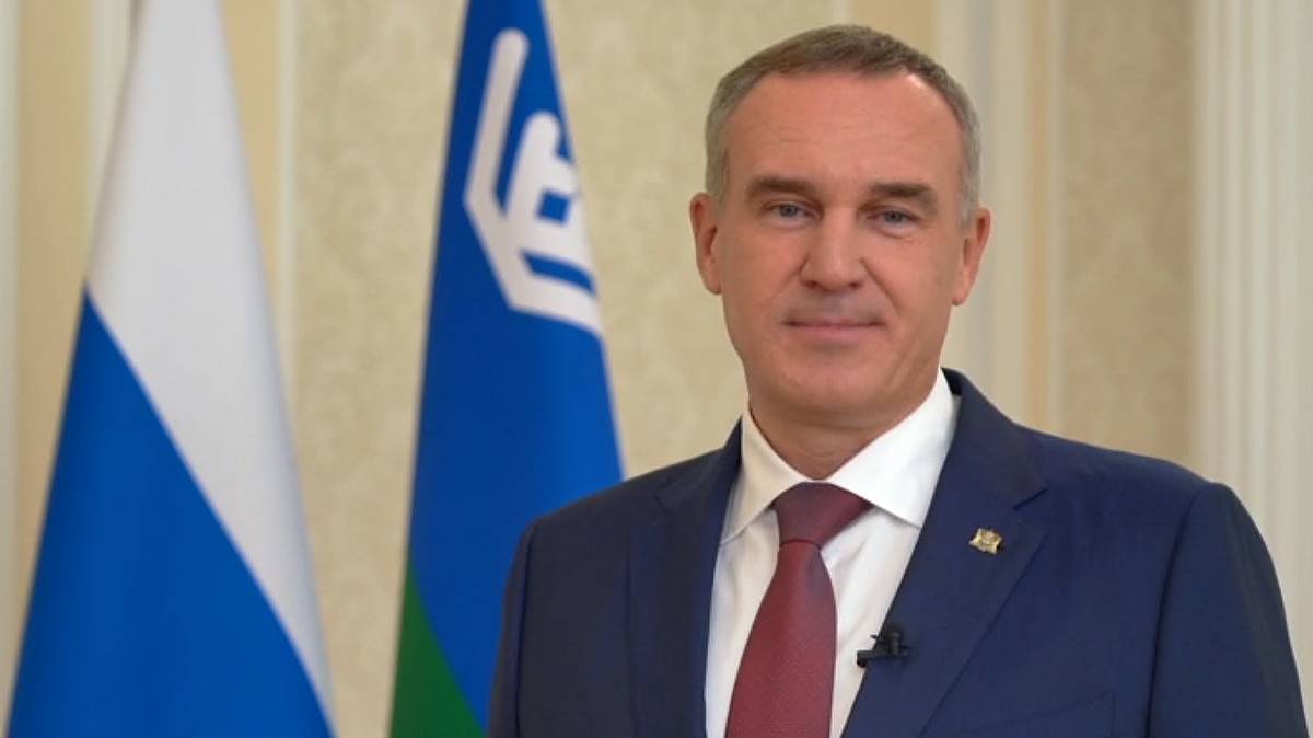 Поздравление Губернатора ХМАО-Югры Р.Н. Кухарука с Днём знаний 2025