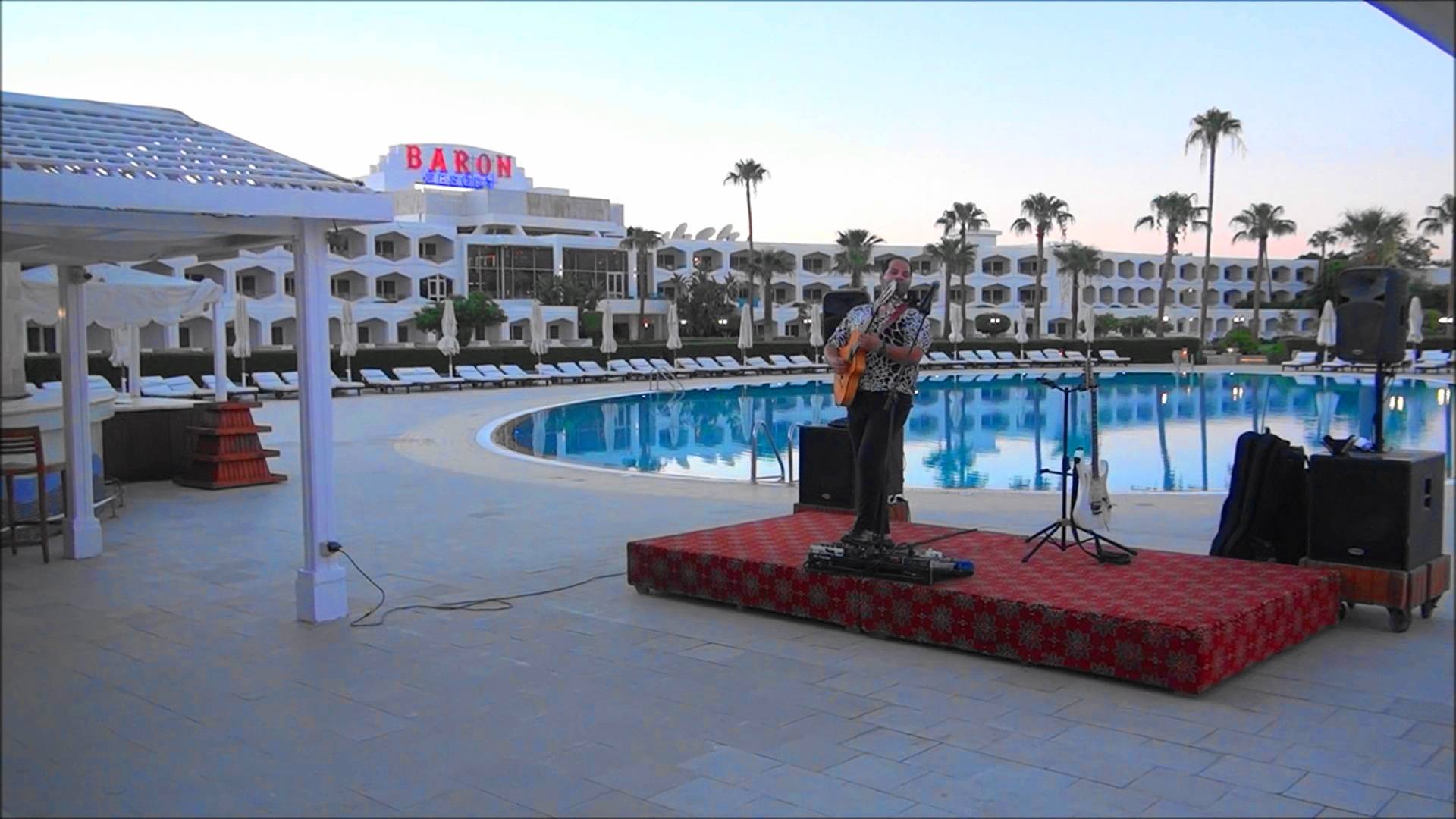 OASIS POOL Restaurant МОРЕПРОДУКТОВ & БАРБЕКЮ / ШИК в отеле BARON RESORT Шарм-эль-Шейх #16