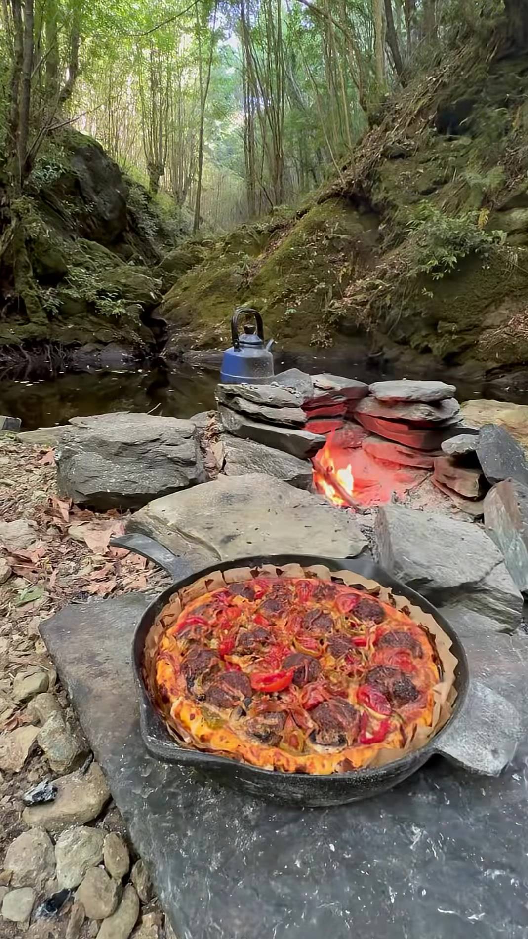 Пицца с фрикадельками из говяжьего фарша  🥩🍕