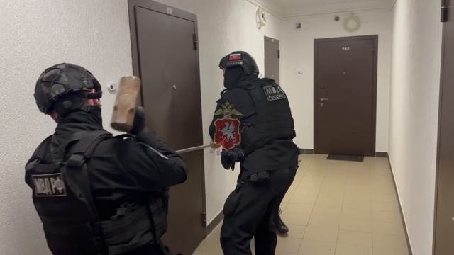 Севастопольцы попались на "крючок" питерского онлайн-афериста