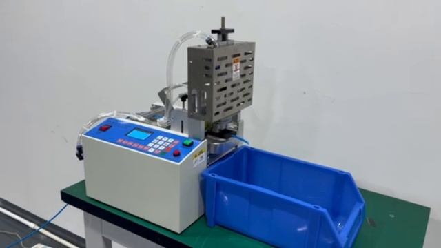 Услуги по нарезки мерной трубочки, например для распылителей дозаторов, трубки для термоусадки