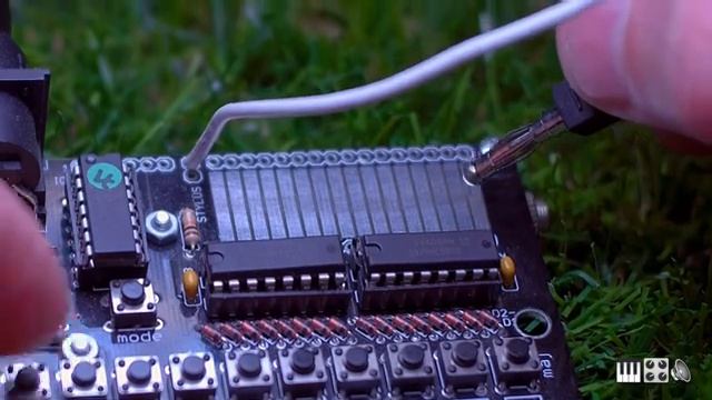 Bonjour Le Strum Unboxing my DIY Midi strum controller