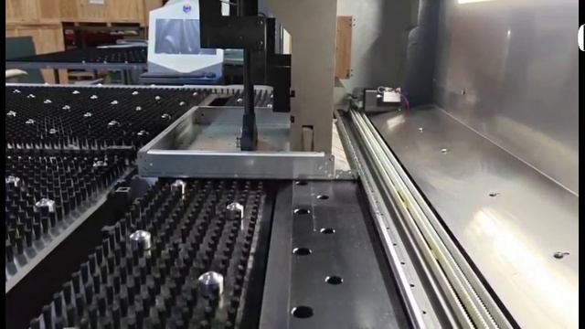 Изготовление деталей для серверного блока на автоматическом панелегибе CFI LANHAO LHA06-1400P3+Da