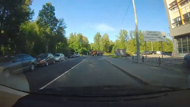 Россия. Санкт-Петербург. 19.08.2025. 3/3