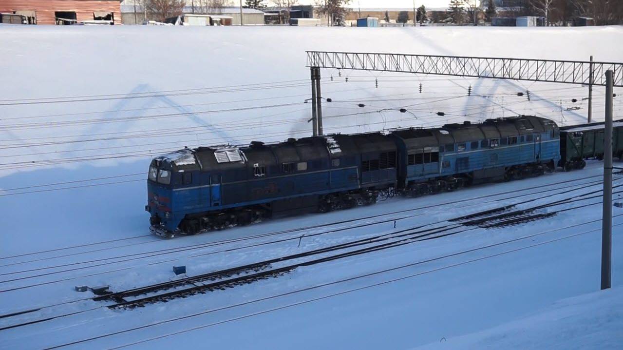 Тепловоз 2ТЭ116У-0090Б/0004Б. Очередной котопёс на подъёме.