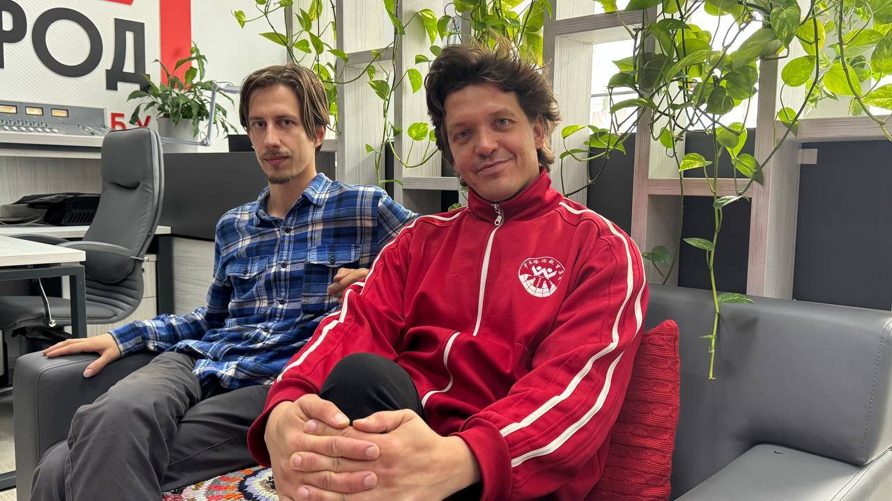 Группе АВАНГАРД ЛЕОНТЬЕВ — 10! Поздравляем и слушаем музыку уральских музыкантов!