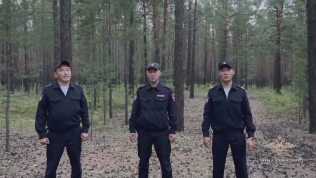В Бурятии полицейские спасли четверых заплутавших в высокогорной местности туристов