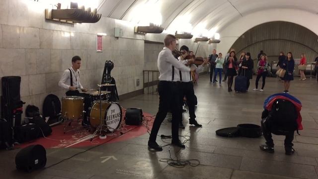 Переход метро Чеховская/Пушкинская. Из серии "Музыка в метро". Из старенького