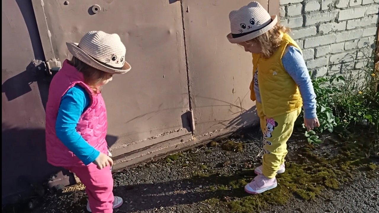 Играют в гаражах