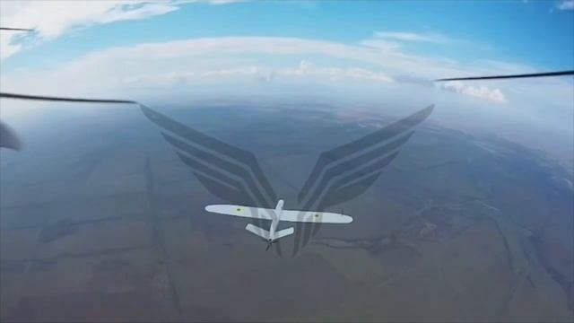Российские операторы FPV поражают разведывательные БПЛА ВСУ.