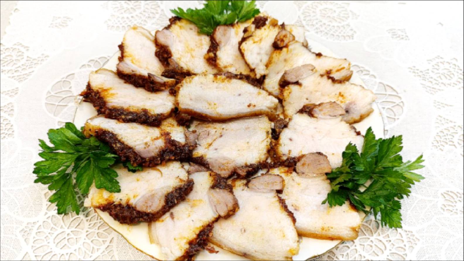 Вкусный, нежный, ароматный вареный  свиной ПОДЧЕРЕВОК (сало), который тает во рту! Пошаговый рецепт!