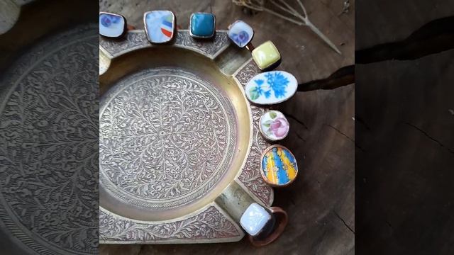Медные перстни с фарфором и стеклом