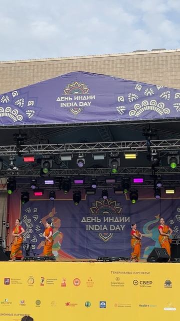Школа Чаккар. Стилизация «Катхак» / “Kathak” (День Индии, India Day, Москва, 16.08.25)