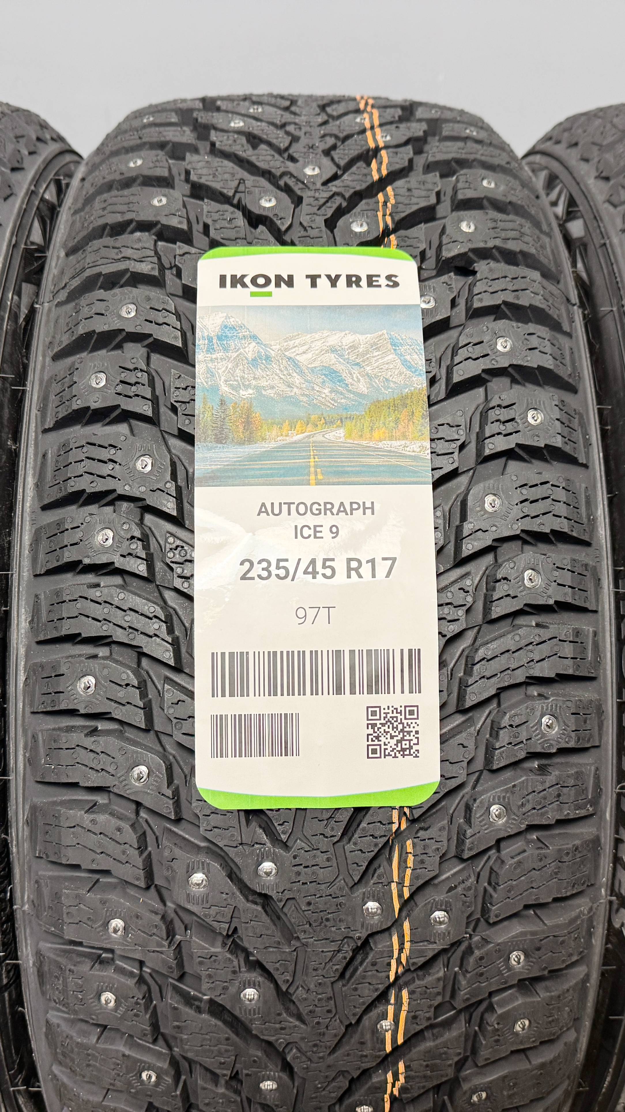 Ikon Tyres Ikon Autograph Ice 9 235/45 R17 97T