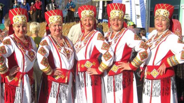 Песня "Эх, Мордовочка моя" в исполнении мордовского ансамбля Натальи (живут в Москве)