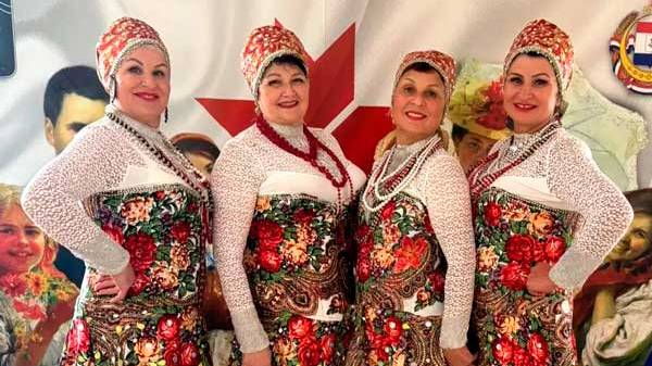 Мордоввская песня "Мокшень Стирхне" - ансамбль Натальи (живут в Москве, выезжают по России)