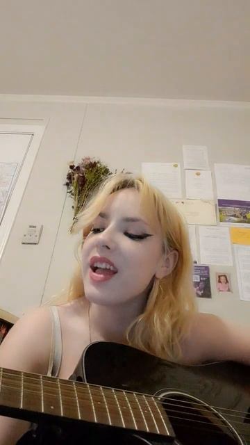 Whats my name (cover) #cover #rihanna #loverenee #musician #singersongwriter