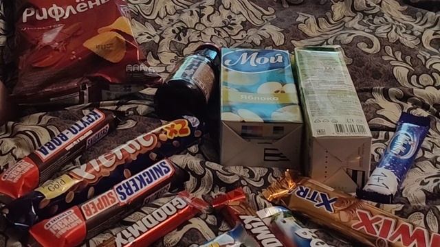 Вкусняшки на вечер🍟🍕🍫🍩🎂🍰🧃