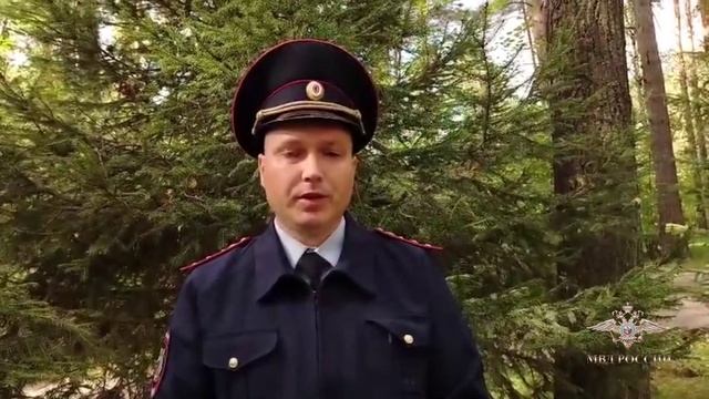 Находясь в отпуске в Алтайском крае, сотрудник томской полиции спас тонущую в горной реке девочку