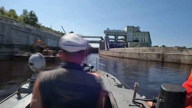 Волховский шлюз за минуту