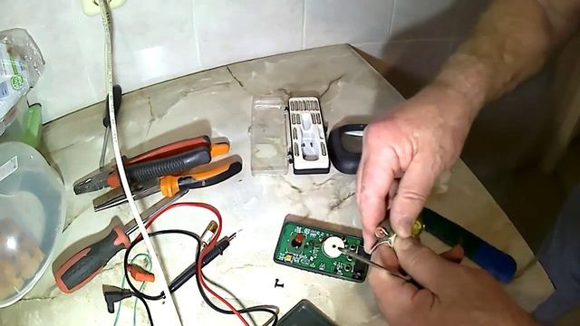 Аккумулятор прибора ВЗОРВАЛСЯ !!