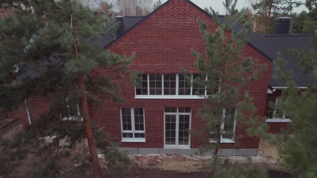 Обзор коттеджа 200 м2: проектирование и строительство домов в Воронеже от СК АСТ