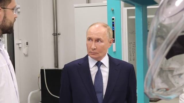 09.09.2025_Посещение лабораторного комплекса университета «Сириус»