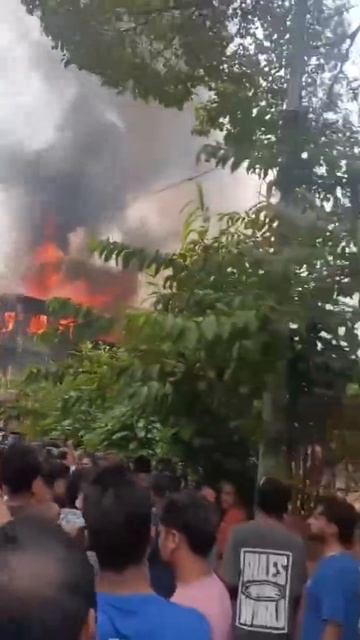 В Непале за один день свергли своё правительство, после того как запретили соцсети!