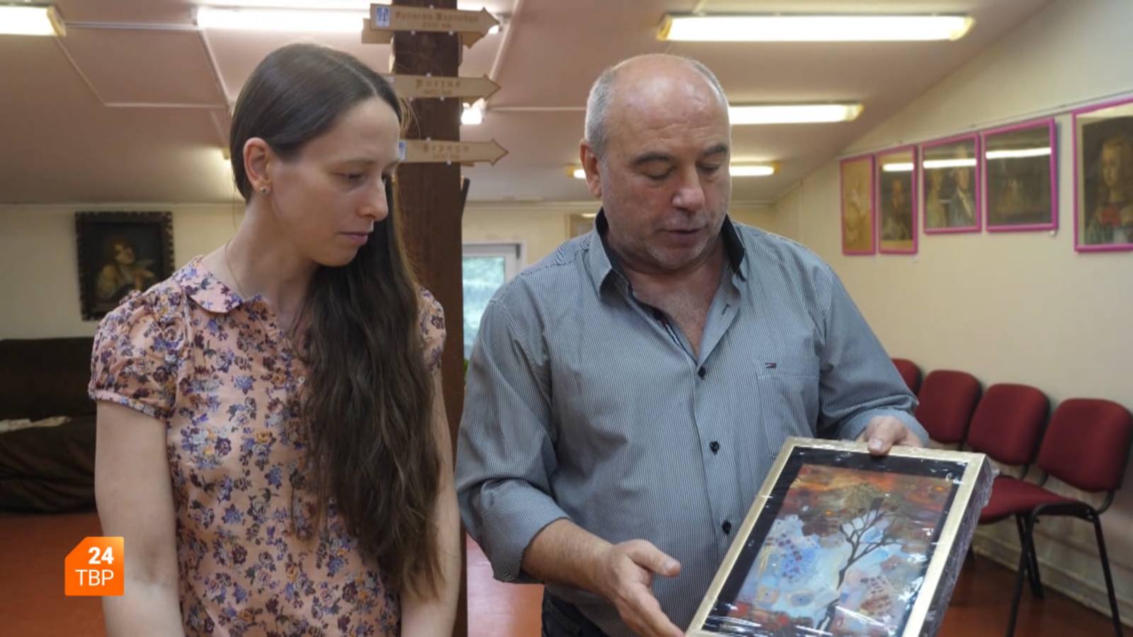 Основатели галереи АртБаза Валерий и Марья Яжук | Портрет на фоне