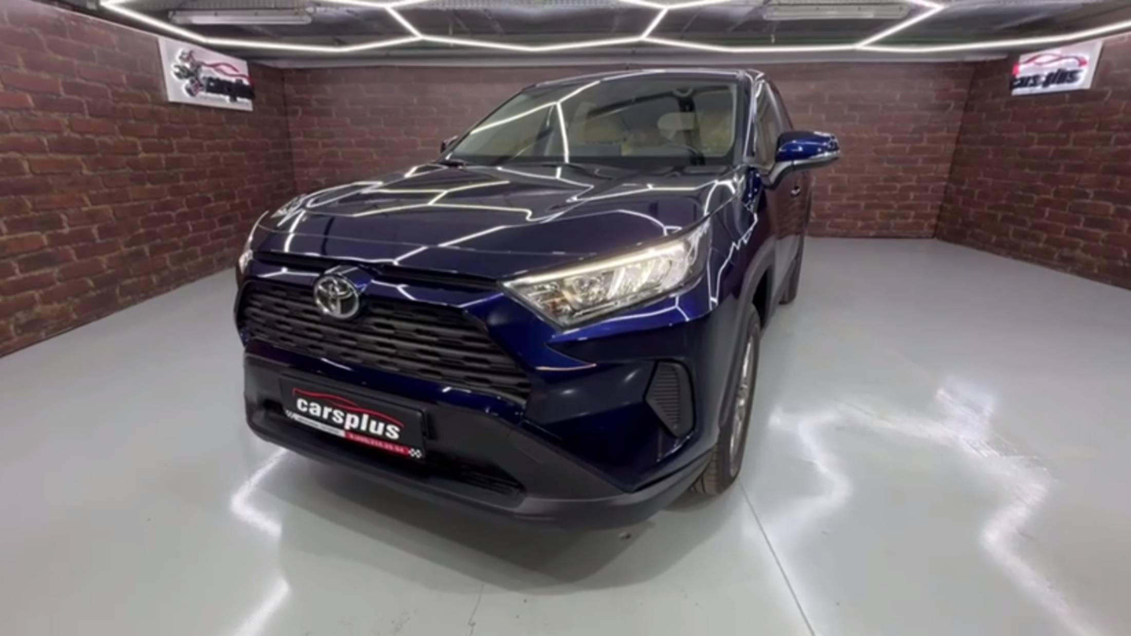 В наличии Toyota RAV4 👇