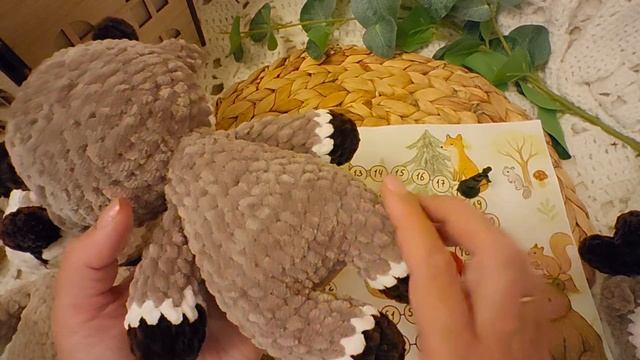 вязальный квест "Лесные звери" отчёт по 5 ходу и кидаю кубик ход 6