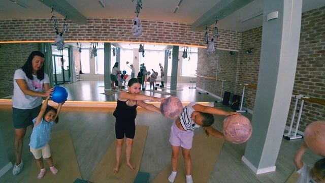 2025.08.31. День открытых дверей в LA DANCE STUDIO. Детская хатха - йога.