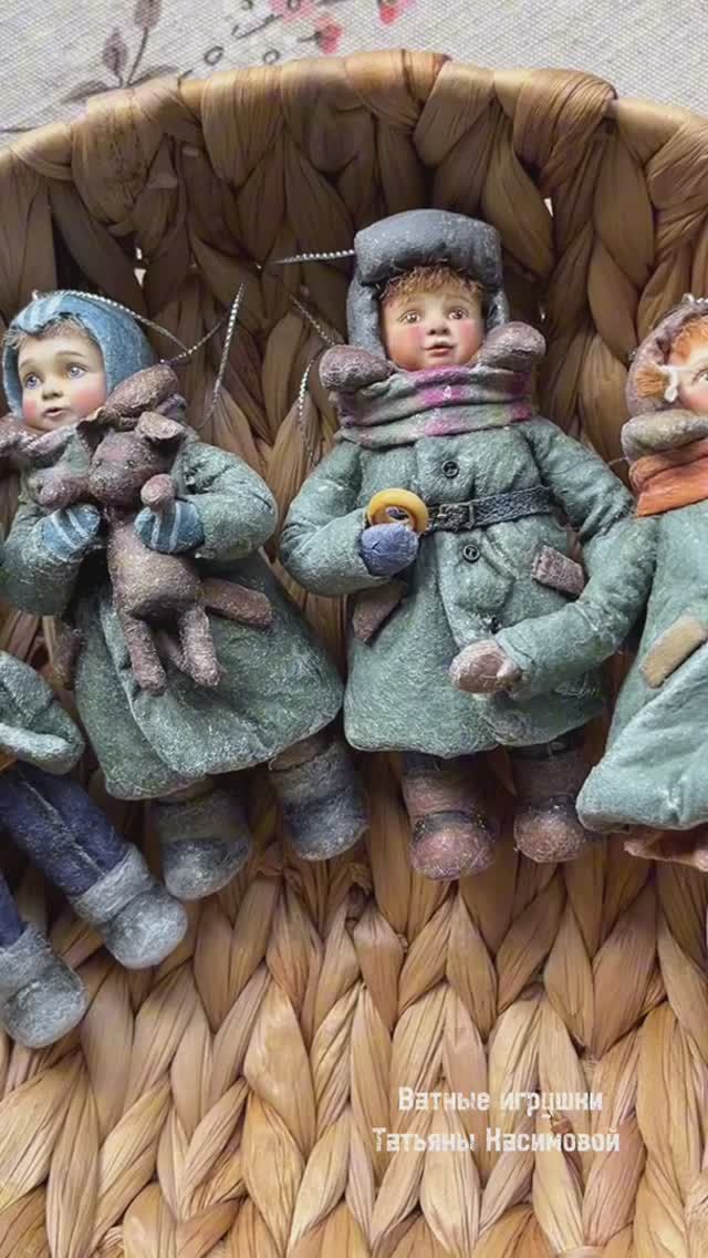 Я никому не скажу, что накрасила много зеленой ваты, но будут знаки 🍏🐊🌲