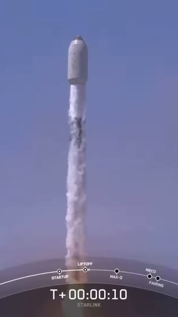 Запуск и посадка SpaceX Starlink Falcon 9 в Калифорнии